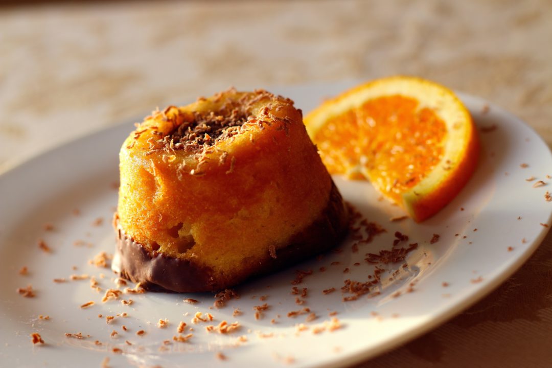Gâteau orange cannelle et chocolat - Sans œufs • Marcel et Poivres